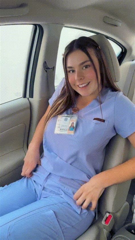 Whos This Teen Nurse Anna Carter Anna Caarter Anna Luu Brunettephyioo 1606269
