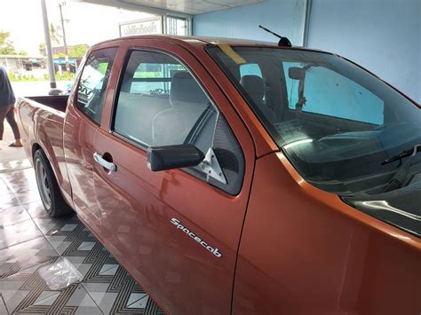 เปลี่ยนกระจกบังลมหน้าติดฟิล์ม Ctx P N กระจกรถยนต์andฟิล์ม