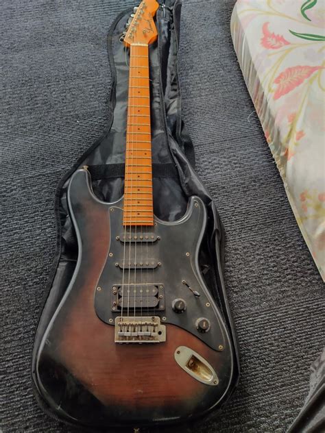 Samick Electric Guitar Hobbies And Toys Music And Media Cds And Dvds On