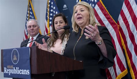 Rep Debbie Lesko Announces Bill To Declare Border Invasion