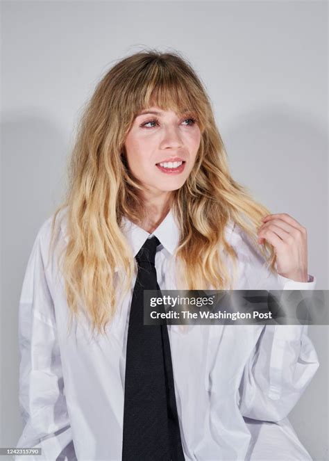 Jennette Mccurdy A Former Nickelodeon Star Poses For A Portrait At A News Photo Getty Images