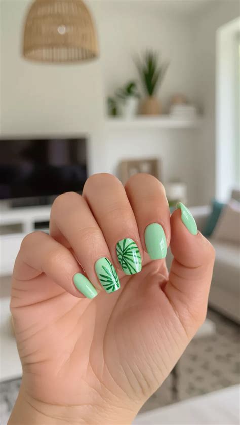 19 Green Summer Nails Ideas For Sunny Days