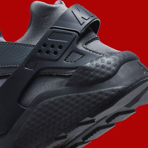 Nike Air Huarache Blackred Fd0665 001