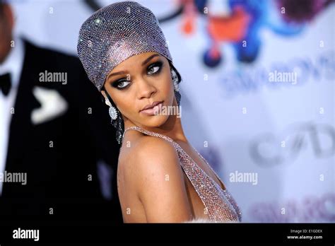 Rihanna Attends The 2014 Cfda Fashion Awards At Alice Tully Hall
