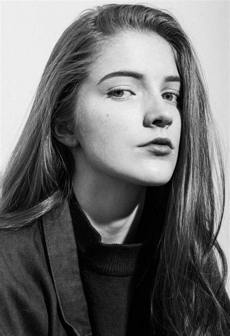 Vt Raw Ellen Henry Elite Model Vanity Teen 虚荣青年 Lifestyle And New Faces Magazine