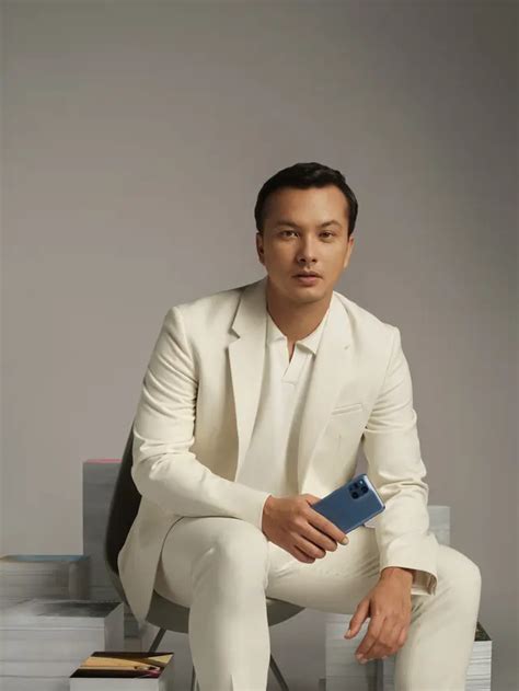 Profil Nicholas Saputra Aktor Yang Bikin Gisella Anastasia Gugup