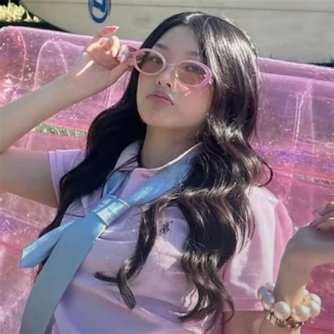 Pin By Alina Santiago On Yoonchae Pretty Celebrities Kpop Girls Celebs