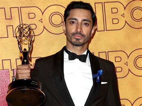 Pakistani Origin Actor Becomes First Muslim To Win Emmy Life And Style