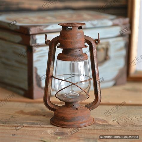 Ai创作图古老的手提灯 充电复古露营灯 复古木灯笼 煤油提灯 手提煤油灯 欧式复古手灯 复古跑马灯 农场煤油灯 老式提灯 宜家铁艺风灯煤油灯 怀旧防风灯 站台煤油灯 煤油灯器 老式马提灯 放在 Ai创作图古老的手提灯 充电复古露营灯 复古木灯笼 煤油提灯 手提煤油灯 欧式复古手灯 复古跑马灯 农场煤油灯 老式提灯 宜家铁艺风灯煤油灯 怀旧防风灯 站台煤油灯 煤油灯器 老式马提灯 放在