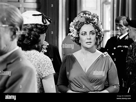 The Mirror Crackd 1980 Elizabeth Taylor Maureen Bennett Date 1980