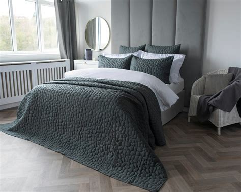 The Ultimate Guide To Bed Linen Types Fabric And Care Tips