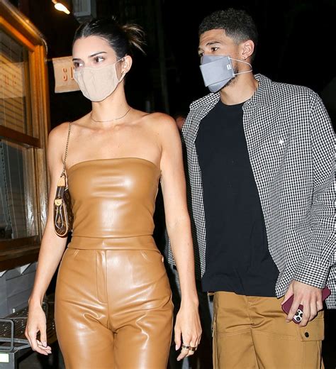 Kendall Jenner Devin Booker Hold Hands During Nyc Date Pics