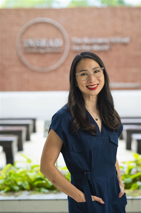 Stephanie C Lin
