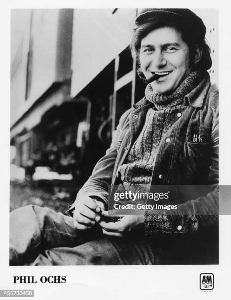 1537 Phil Ochs Photos And High Res Pictures Getty Images