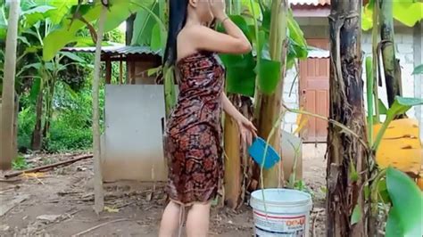 Gadis Desa Cantik Lagi Mandi Hampir Kelihatan Semuanya Youtube