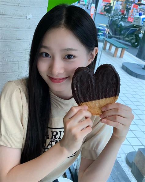 240214 Kim Sumin Instagram Update Runiverseticket