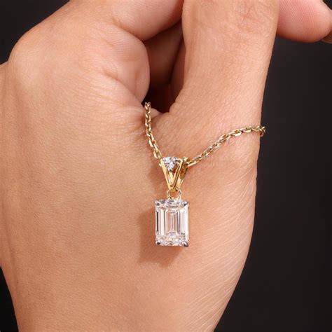 13 Ct Emerald Cut Lab Grown Diamond Pendant Igi Certified Def Vvs