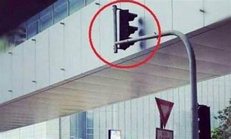 Head Scratching Construction Fails