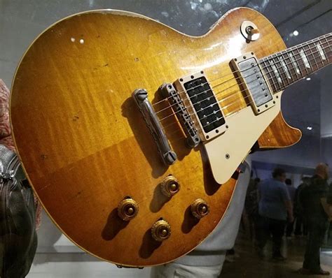 Legendary Jimmy Page 1959 Gibson Les Paul At Met Museum