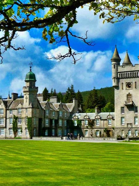Historical Uk Castles Explore Architecture Legends And Scenic Landscapes