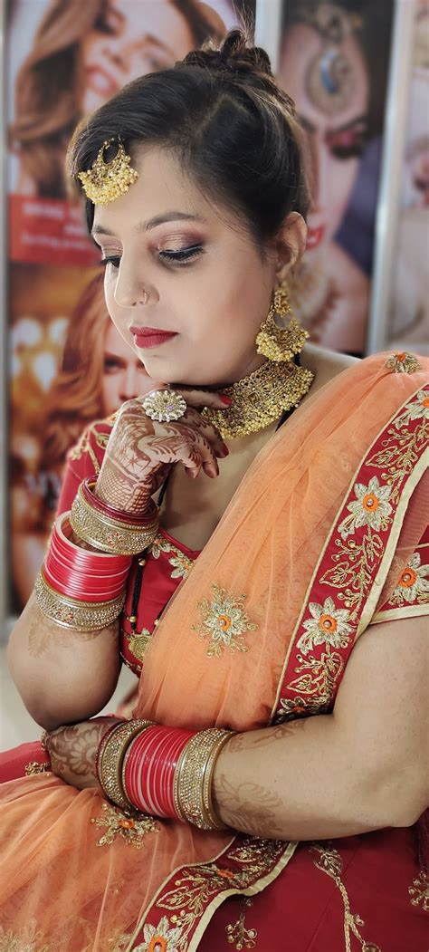 Anushka Tomar