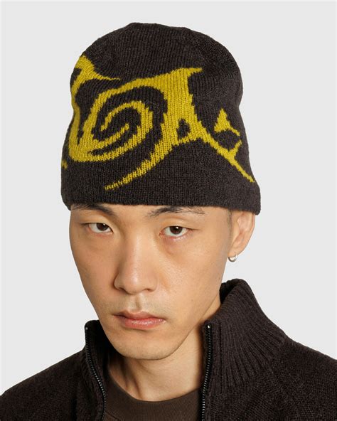 Roa Graphic Beanie Brown Yellow