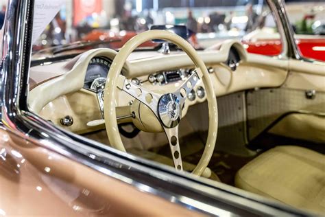 Auto Classics — Oldtimer Fair 2024 In Bruges