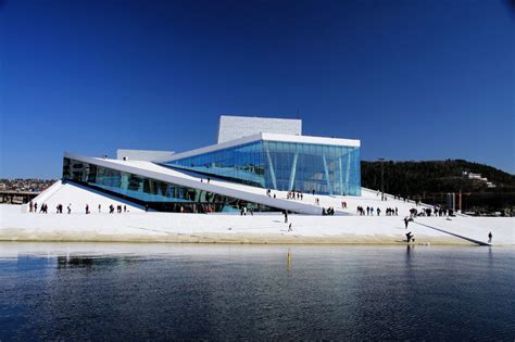 The Futuristic Norwegian Opera And Ballet Building In Oslo Oslo Opera