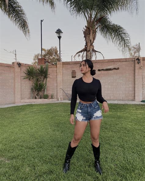 Yadira López Yadiraa Lopez • Instagram Photos And Videos