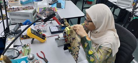completed another basic electronics repair level 1 course electronics