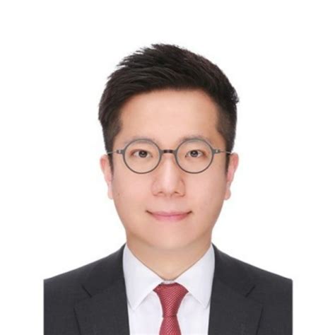 Samuel Hwang Oversea Business Professional Huvitz Linkedin