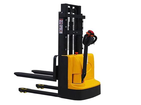 Say Goodbye To Black Smoke And Noise Once Electric Forklifts Get To W