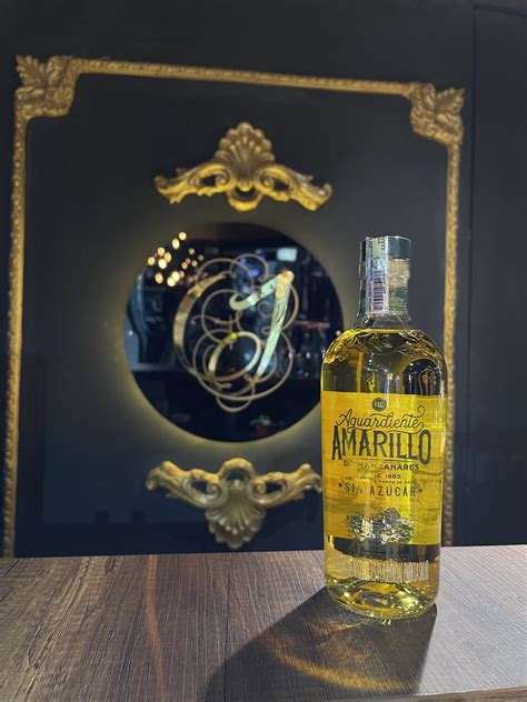 Aguardiente Amarillo De Manzanares Media 375ml Inmemorial Licores