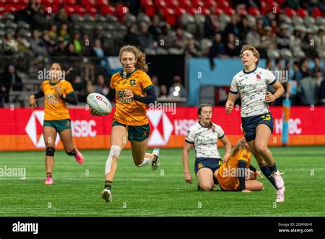 Vancouver Canada February 21 2025 Australias 23 Ruby Nicholas Runs For The Try Line