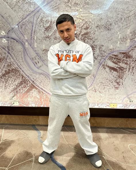 Runik Tv Age Real Name Sister Height Net Worth Girlfriend