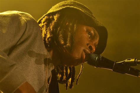 Lirik Dan Terjemahan Lagu Loose Daniel Caesar