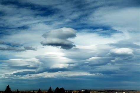 Altostratus Undulatus Duplicatus 345pm On March 17 2014 In Boulder Colorado Flow
