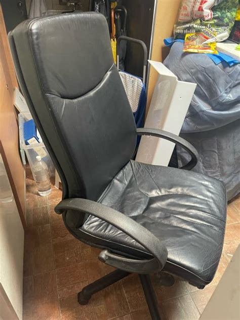 Stolac Uredski Crni Koža Mogućnost Podešavanja Visine Vrtnja