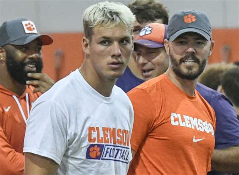 Clemson Tigers Sports News Scores Schedules Photos Videos Orange