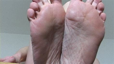 I Crush You Under My Soles Foot Fetish Vixens Clips4sale