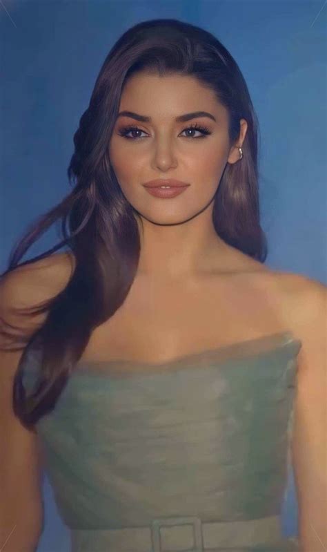 Pin By Angela On Hande Hercel Hande Ercel Actresses Beautiful Women