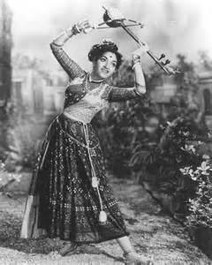 Veteran Actress Sandhya Shantaram Passes Away