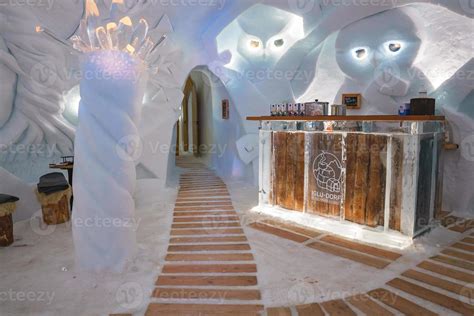 The Iglu Dorf Interior Hotel A Restaurant And Bar In An Igloo On The
