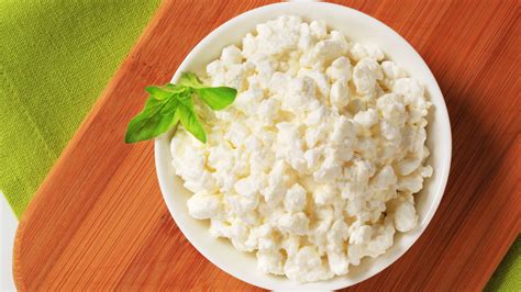 How Cottage Cheese Is Made Into Such Small Curds