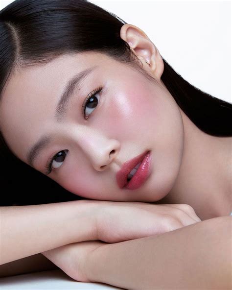 Hera And Jennie Launch ‘more You Effortlessly Campaign Instagram