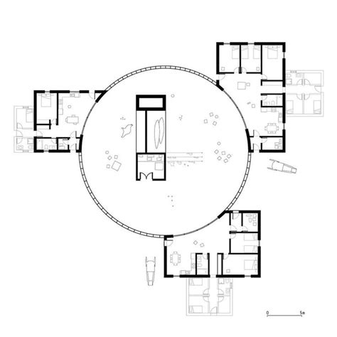 Collective Live Work Houses In Iqaluit Nunavut Canada