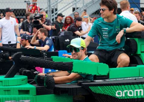 رویداد بی‌نظیر فرمول 1 میامی 2025 معرفی ماشین‌های لگو و تاثیر آن بر جذابیت گرندپری Khodroziir