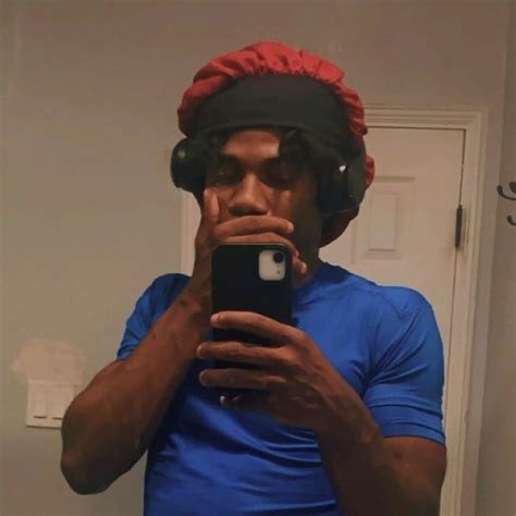 Thelifeofhesi • Threads Say More