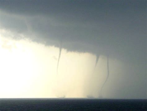Waterspout Skybrary Aviation Safety