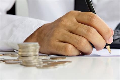 Have You Lost Money After Investing With Christopher F Veale On Sm